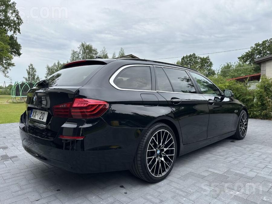 Black BMW 520 2014 in Riga, with an engine capacity of 2.00 L and mileage of 352 thousand km for 10000 €, photo 7 on AUTOMOTO.COM.LV