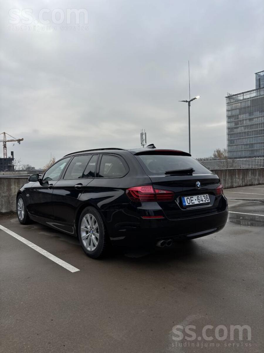 Black BMW 520 2014 in Riga, with an engine capacity of 2.00 L and mileage of 250 thousand km for 11800 €, photo 6 on AUTOMOTO.COM.LV