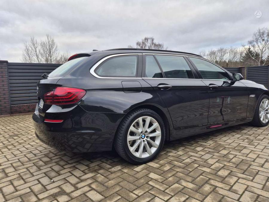 Melns BMW 520 2014 Kauņa, ar dzinēja tilpumu 2.00 L un nobraukumu 337 tūkst. km par 10500 €, foto 5 vietnē AUTOMOTO.COM.LV