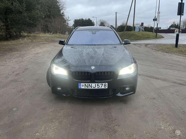 Black BMW 520 2014 in Vilnius, with an engine capacity of 2.00 L and mileage of 352 thousand km for 11500 €, photo 6 on AUTOMOTO.COM.LV