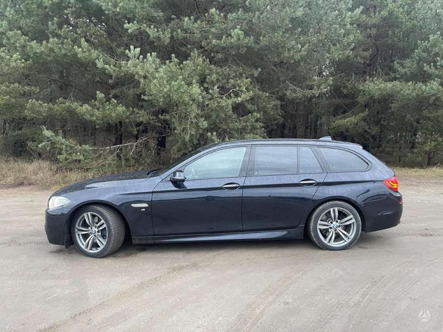 Black BMW 520 2014 in Vilnius, with an engine capacity of 2.00 L and mileage of 352 thousand km for 11500 €, photo 9 on AUTOMOTO.COM.LV