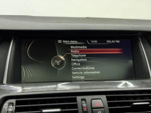 Black BMW 520 2014 in Avizieniai, with an engine capacity of 2.00 L and mileage of 324 thousand km for 10650 €, photo 22 on AUTOMOTO.COM.LV