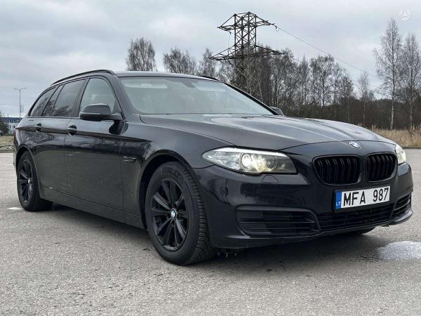 Black BMW 520 2014 in Utena, with an engine capacity of 2.00 L and mileage of 260 thousand km for 9500 €, photo 6 on AUTOMOTO.COM.LV