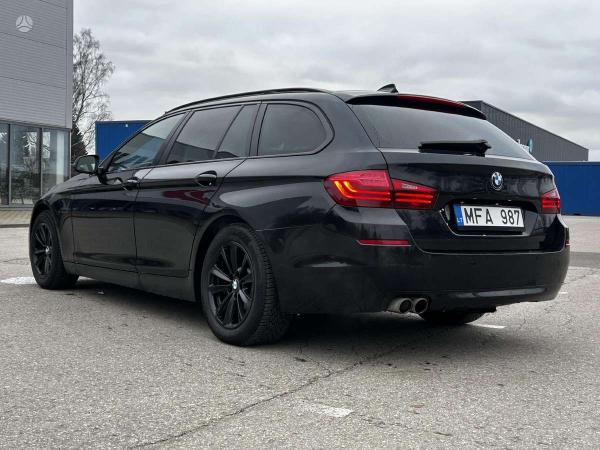 Black BMW 520 2014 in Utena, with an engine capacity of 2.00 L and mileage of 260 thousand km for 9500 €, photo 8 on AUTOMOTO.COM.LV
