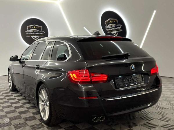 Melns BMW 520 2014 Marijampole, ar dzinēja tilpumu 2.00 L un nobraukumu 290 tūkst. km par 12450 €, foto 4 vietnē AUTOMOTO.COM.LV