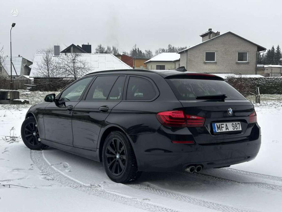 Melns BMW 520 2014 Utena, ar dzinēja tilpumu 2.00 L un nobraukumu 262 tūkst. km par 9500 €, foto 4 vietnē AUTOMOTO.COM.LV