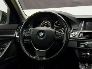Black BMW 520 2014 in Vilnius, with an engine capacity of 2.00 L and mileage of 324 thousand km for 10650 €, photo 19 on AUTOMOTO.COM.LV