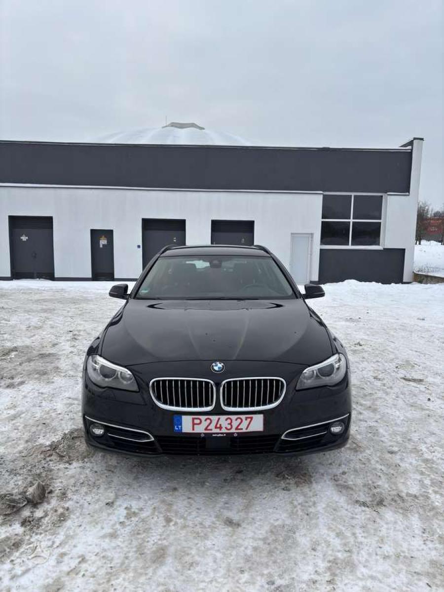 Black BMW 520 2014 in Elektrenai, with an engine capacity of 2.00 L and mileage of 304 thousand km for 9300 €, photo 3 on AUTOMOTO.COM.LV