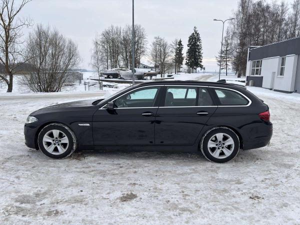 Black BMW 520 2014 in Elektrenai, with an engine capacity of 2.00 L and mileage of 304 thousand km for 9300 €, photo 4 on AUTOMOTO.COM.LV