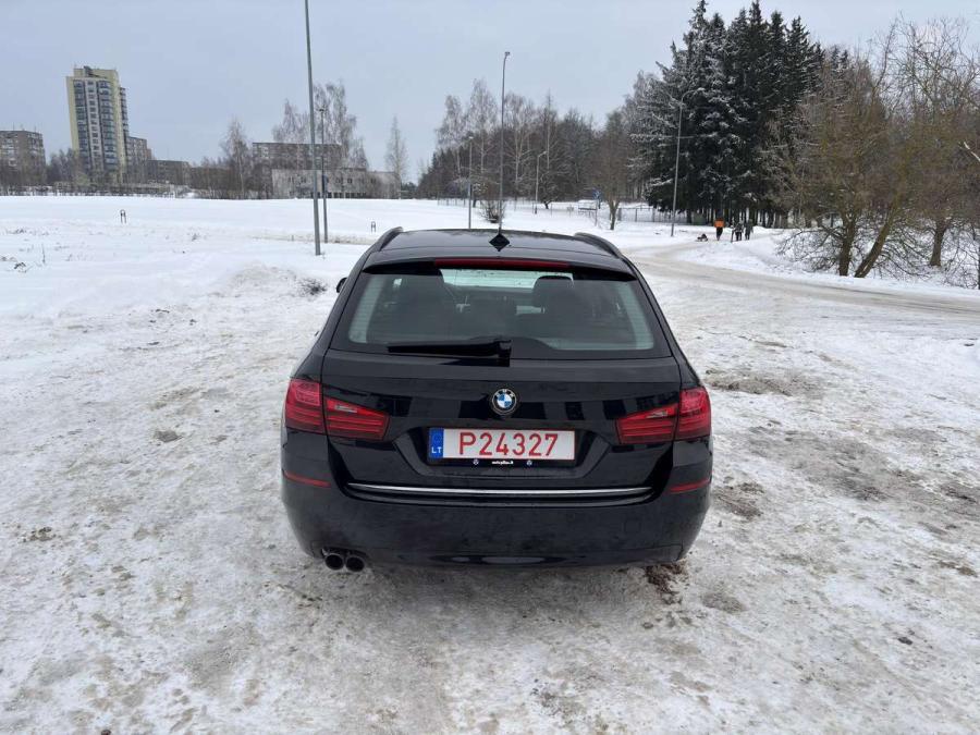 Black BMW 520 2014 in Elektrenai, with an engine capacity of 2.00 L and mileage of 304 thousand km for 9300 €, photo 8 on AUTOMOTO.COM.LV