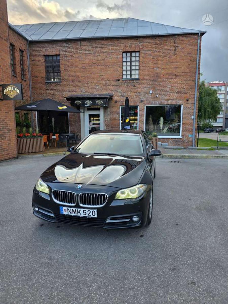 Melns BMW 520 2014 Alīta, ar dzinēja tilpumu 2.00 L un nobraukumu 300 tūkst. km par 8550 €, foto 2 vietnē AUTOMOTO.COM.LV