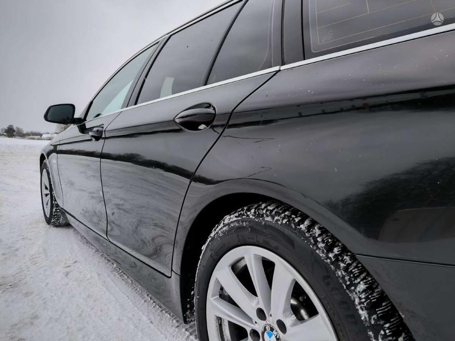 Melns BMW 520 2014 Trakai, ar dzinēja tilpumu 2.00 L un nobraukumu 344 tūkst. km par 6999 €, foto 18 vietnē AUTOMOTO.COM.LV