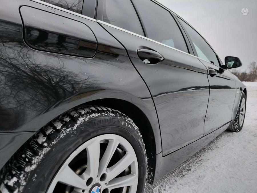 Melns BMW 520 2014 Trakai, ar dzinēja tilpumu 2.00 L un nobraukumu 344 tūkst. km par 6999 €, foto 19 vietnē AUTOMOTO.COM.LV