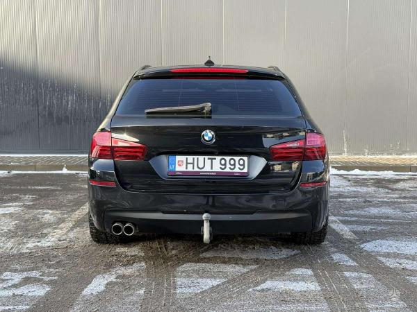 Black BMW 520 2014 in Vilnius, with an engine capacity of 2.00 L and mileage of 254 thousand km for 9950 €, photo 5 on AUTOMOTO.COM.LV