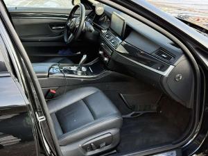 Black BMW 520 2014 in Vilnius, with an engine capacity of 2.00 L and mileage of 254 thousand km for 9950 €, photo 13 on AUTOMOTO.COM.LV