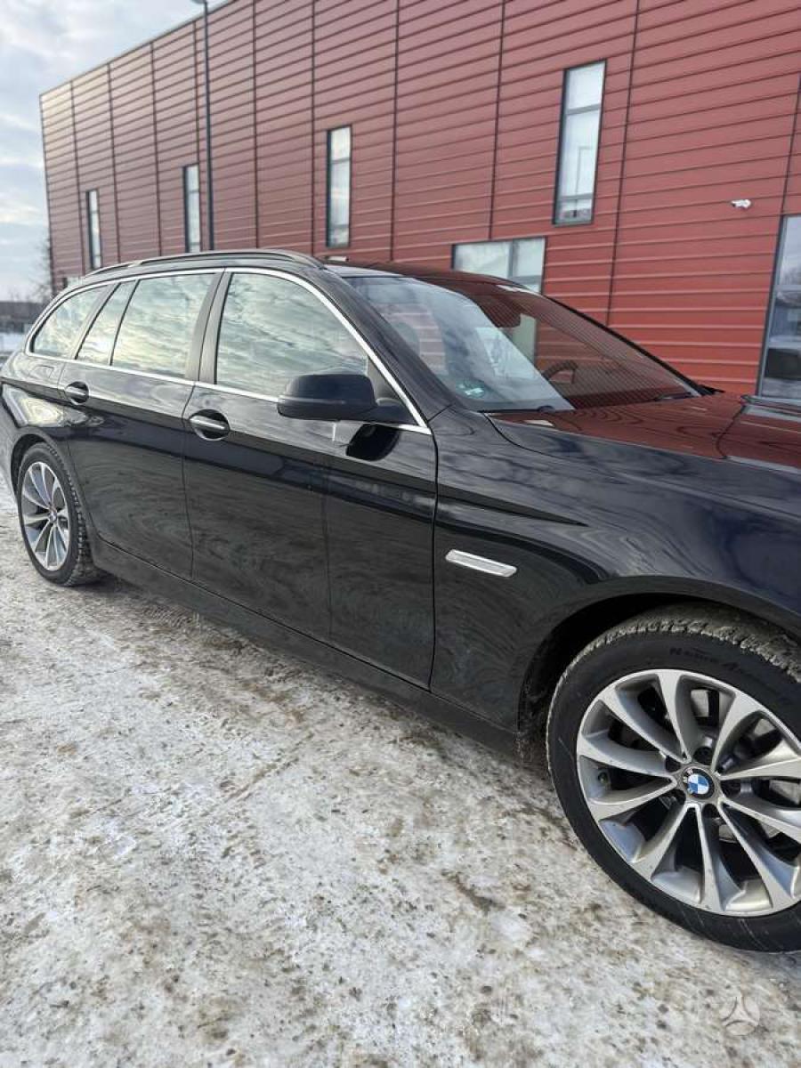 Melns BMW 520 2014 Vilkaviškis, ar dzinēja tilpumu 2.00 L un nobraukumu 333 tūkst. km par 7890 €, foto 18 vietnē AUTOMOTO.COM.LV