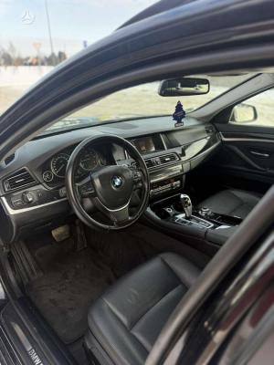 Melns BMW 520 2014 Vilkaviškis, ar dzinēja tilpumu 2.00 L un nobraukumu 333 tūkst. km par 7890 €, foto 21 vietnē AUTOMOTO.COM.LV