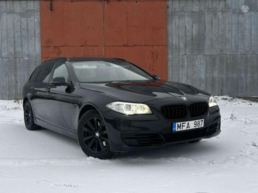Black BMW 520 2014 in Utena, with an engine capacity of 2.00 L and mileage of 262 thousand km for 9500 €, photo 6 on AUTOMOTO.COM.LV
