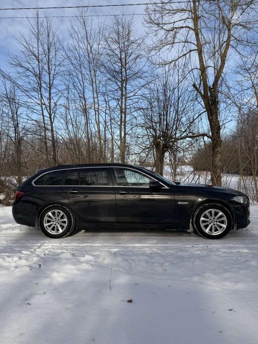 Melns BMW 520 2014 Vilkaviškis, ar dzinēja tilpumu 2.00 L un nobraukumu 243 tūkst. km par 10900 €, foto 2 vietnē AUTOMOTO.COM.LV