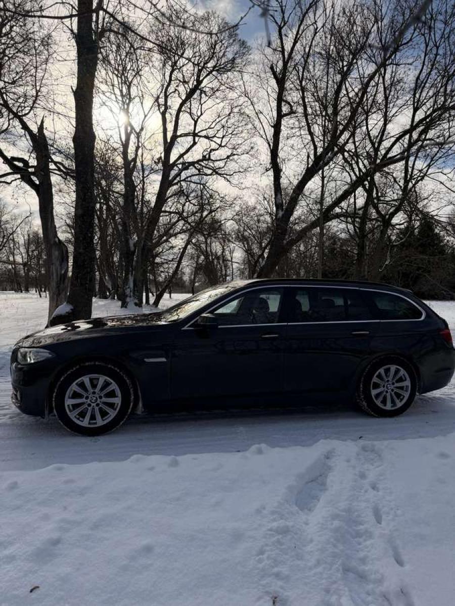 Melns BMW 520 2014 Vilkaviškis, ar dzinēja tilpumu 2.00 L un nobraukumu 243 tūkst. km par 10900 €, foto 6 vietnē AUTOMOTO.COM.LV