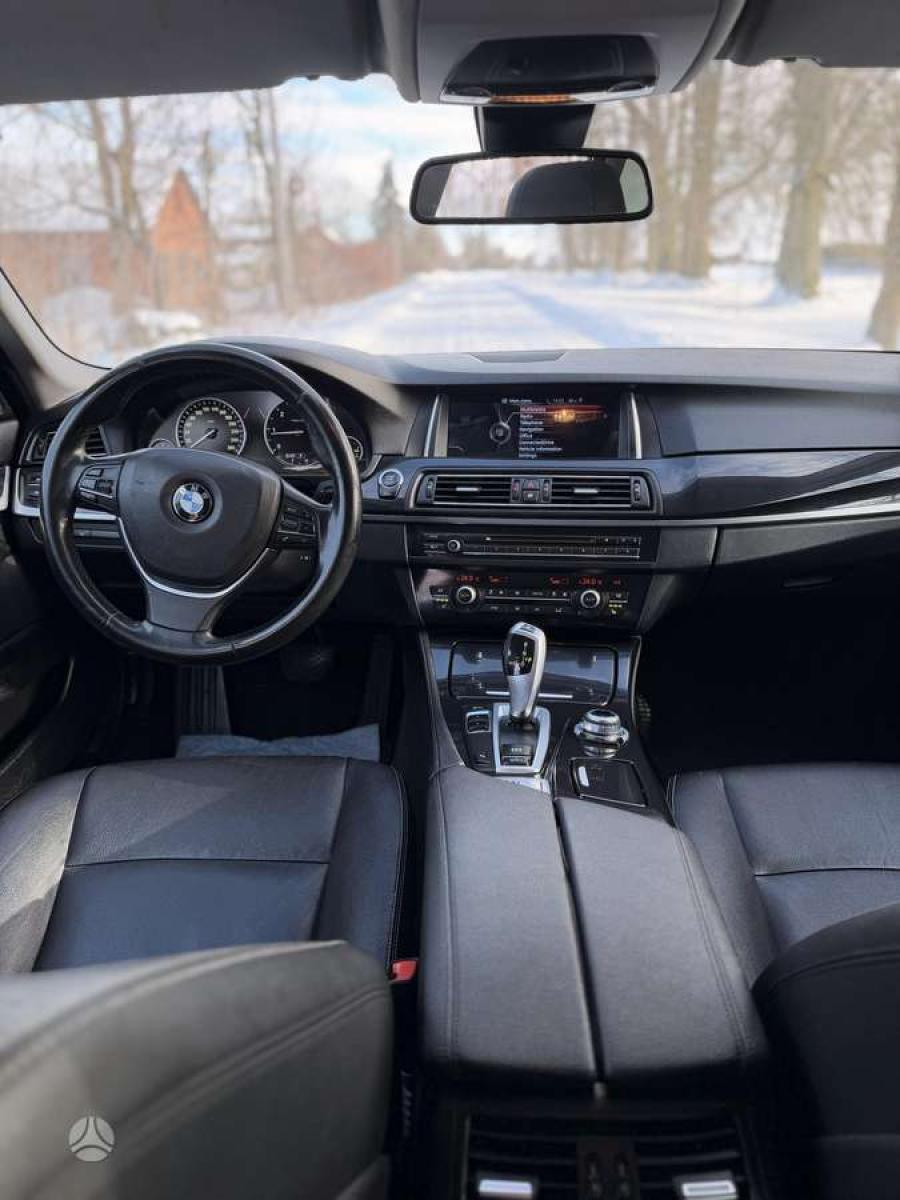 Melns BMW 520 2014 Vilkaviškis, ar dzinēja tilpumu 2.00 L un nobraukumu 243 tūkst. km par 10900 €, foto 21 vietnē AUTOMOTO.COM.LV
