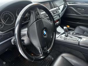 Black BMW 520 2014 in Utena, with an engine capacity of 2.00 L and mileage of 265 thousand km for 9200 €, photo 20 on AUTOMOTO.COM.LV