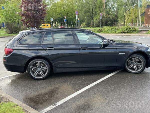 Melns BMW 520 2014 Rīga, ar dzinēja tilpumu 2.00 L un nobraukumu 287 tūkst. km par 12500 €, foto 3 vietnē AUTOMOTO.COM.LV
