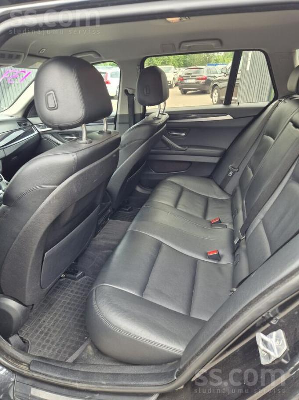 Melns BMW 520 2014 Rīga, ar dzinēja tilpumu 2.00 L un nobraukumu 280 tūkst. km par 11490 €, foto 10 vietnē AUTOMOTO.COM.LV