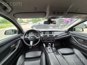 Melns BMW 520 2014 Rīga, ar dzinēja tilpumu 2.00 L un nobraukumu 280 tūkst. km par 11490 €, foto 12 vietnē AUTOMOTO.COM.LV