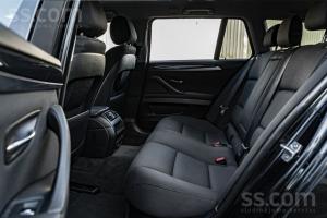 Black BMW 520 2014 in Riga, with an engine capacity of 2.00 L and mileage of 290 thousand km for 9750 €, photo 12 on AUTOMOTO.COM.LV