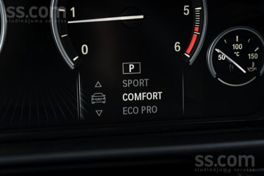 Black BMW 520 2014 in Riga, with an engine capacity of 2.00 L and mileage of 290 thousand km for 9750 €, photo 28 on AUTOMOTO.COM.LV