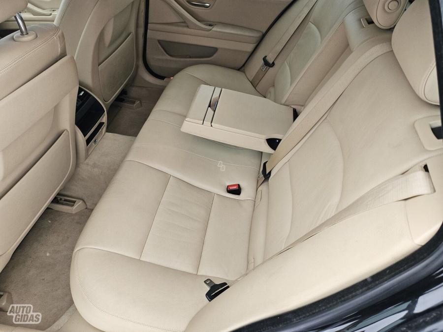Black BMW 520 2014 in Panevezys, with an engine capacity of 2.00 L and mileage of 237 thousand km for 9200 €, photo 20 on AUTOMOTO.COM.LV
