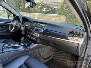 Melns BMW 520 2014 Rīga, ar dzinēja tilpumu 2.00 L un nobraukumu 239 tūkst. km par 12800 €, foto 14 vietnē AUTOMOTO.COM.LV