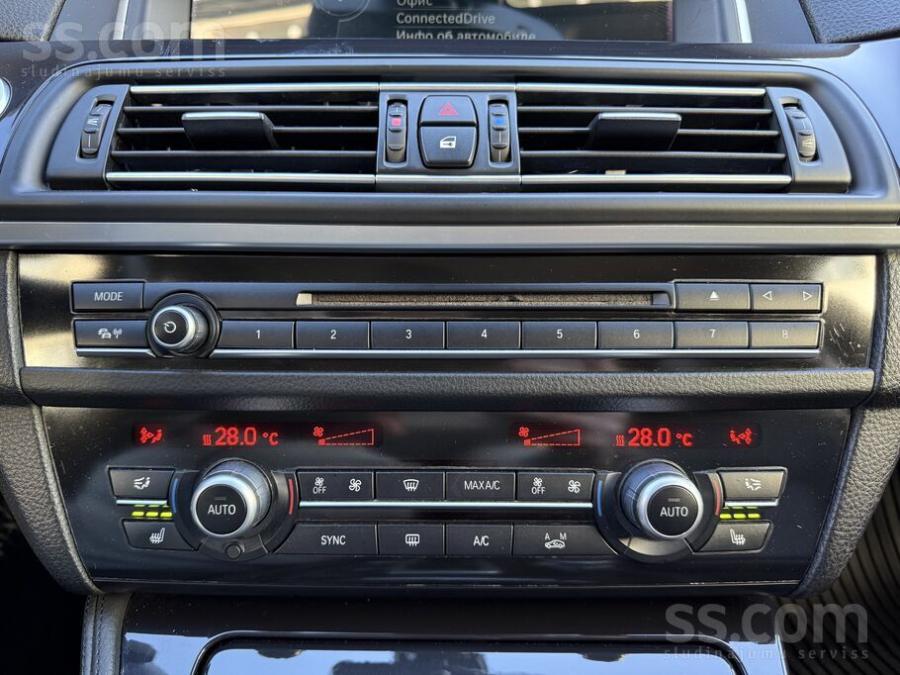 Melns BMW 520 2014 Rīga, ar dzinēja tilpumu 2.00 L un nobraukumu 239 tūkst. km par 12800 €, foto 24 vietnē AUTOMOTO.COM.LV