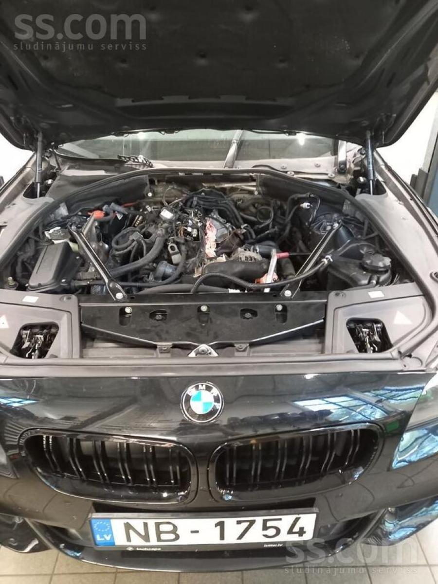Melns BMW 520 2014 Rīga, ar dzinēja tilpumu 2.00 L un nobraukumu 239 tūkst. km par 12800 €, foto 30 vietnē AUTOMOTO.COM.LV