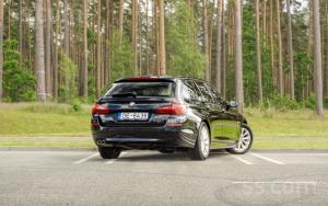 Black BMW 520 2014 in Riga, with an engine capacity of 2.00 L and mileage of 280 thousand km for 11490 €, photo 7 on AUTOMOTO.COM.LV