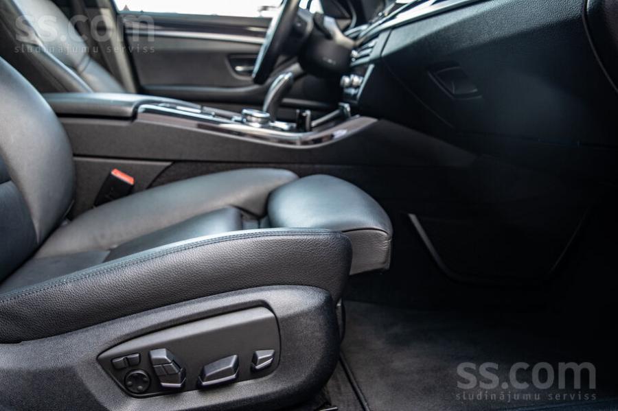 Melns BMW 520 2014 Tukums, ar dzinēja tilpumu 2.00 L un nobraukumu 260 tūkst. km par 13490 €, foto 27 vietnē AUTOMOTO.COM.LV