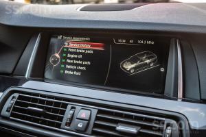 Melns BMW 520 2014 Tukums, ar dzinēja tilpumu 2.00 L un nobraukumu 260 tūkst. km par 13490 €, foto 30 vietnē AUTOMOTO.COM.LV