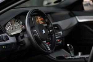 Melns BMW 520 2014 Jelgava, ar dzinēja tilpumu 2.00 L un nobraukumu 225 tūkst. km par 13950 €, foto 11 vietnē AUTOMOTO.COM.LV