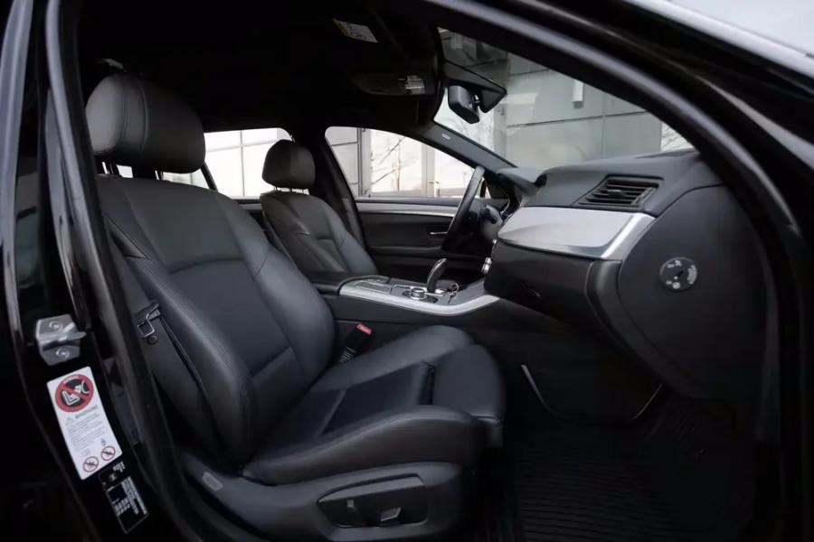 Melns BMW 520 2014 Jelgava, ar dzinēja tilpumu 2.00 L un nobraukumu 225 tūkst. km par 13950 €, foto 14 vietnē AUTOMOTO.COM.LV