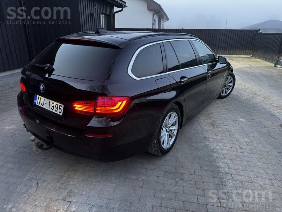 Melns BMW 520 2014 Liepāja, ar dzinēja tilpumu 2.00 L un nobraukumu 257 tūkst. km par 9995 €, foto 8 vietnē AUTOMOTO.COM.LV