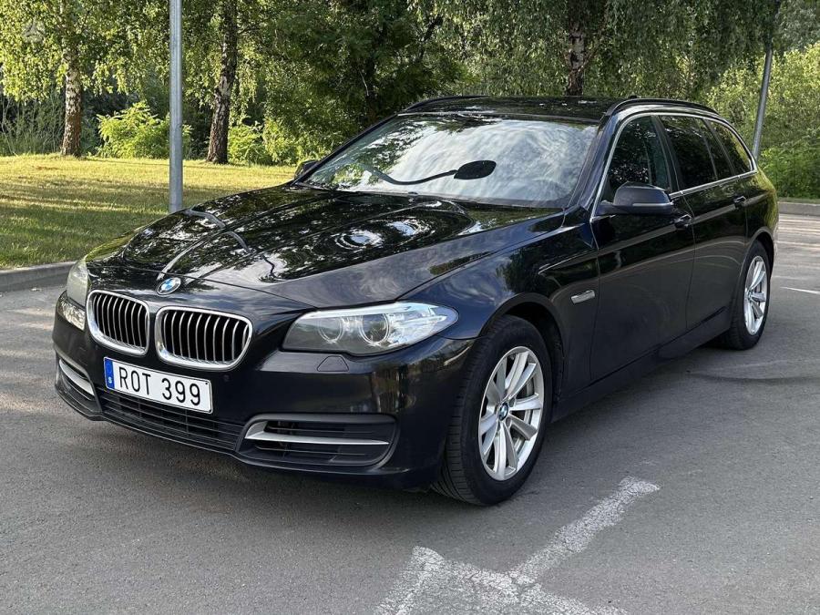 Black BMW 520 2014 in Siauliai, with an engine capacity of 2.00 L and mileage of 265 thousand km for 8400 €, photo 3 on AUTOMOTO.COM.LV