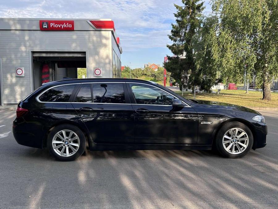 Black BMW 520 2014 in Siauliai, with an engine capacity of 2.00 L and mileage of 265 thousand km for 8400 €, photo 7 on AUTOMOTO.COM.LV