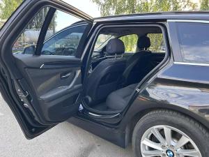 Black BMW 520 2014 in Siauliai, with an engine capacity of 2.00 L and mileage of 265 thousand km for 8400 €, photo 13 on AUTOMOTO.COM.LV