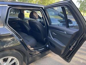 Black BMW 520 2014 in Siauliai, with an engine capacity of 2.00 L and mileage of 265 thousand km for 8400 €, photo 14 on AUTOMOTO.COM.LV