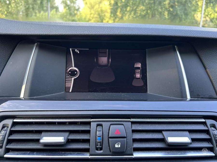 Black BMW 520 2014 in Siauliai, with an engine capacity of 2.00 L and mileage of 265 thousand km for 8400 €, photo 22 on AUTOMOTO.COM.LV