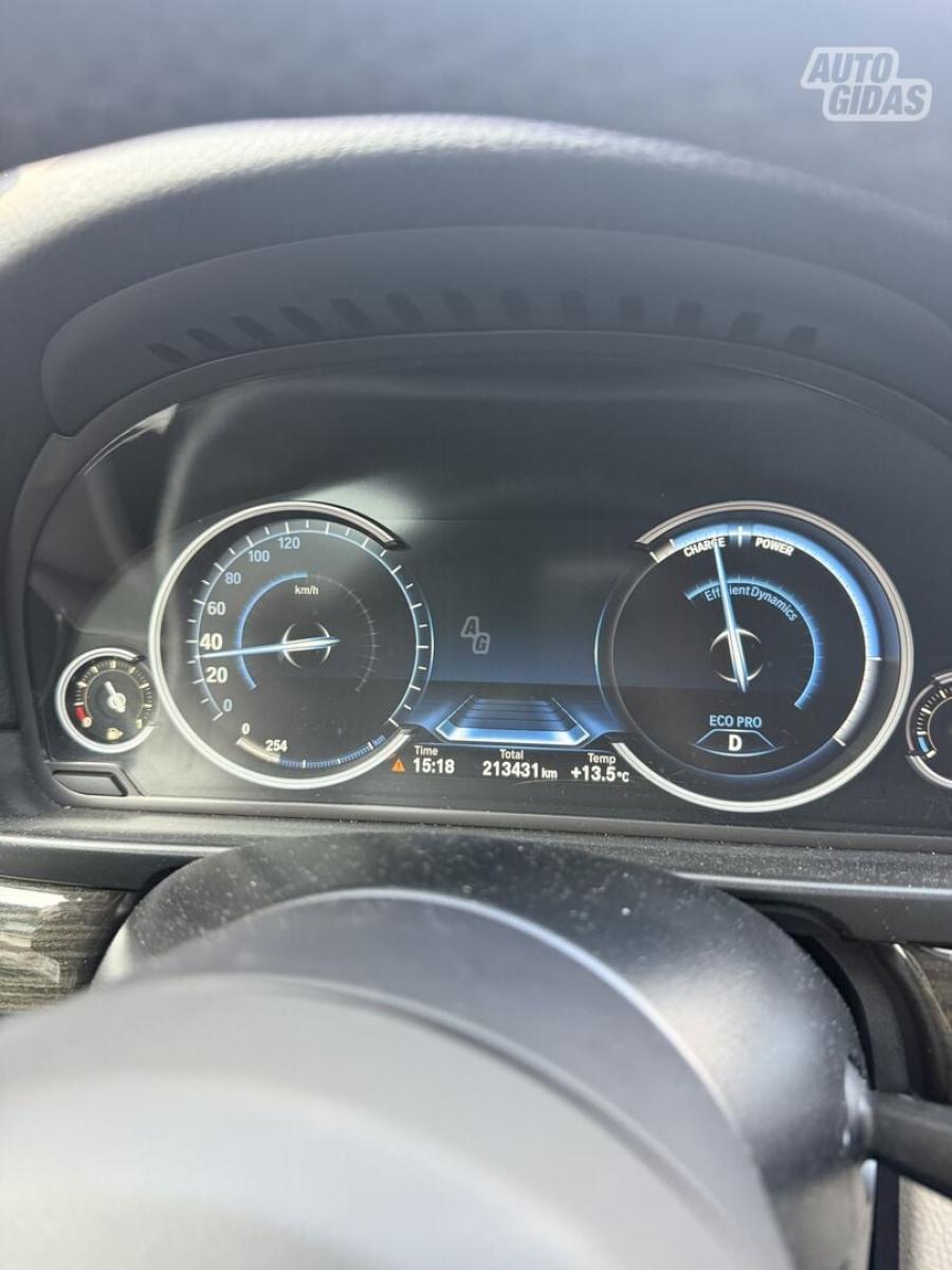 Black BMW 520 2014 in Vilnius, with an engine capacity of 2.00 L and mileage of 217 thousand km for 12936 €, photo 5 on AUTOMOTO.COM.LV