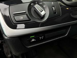 Black BMW 520 2014 in Druskininkai, with an engine capacity of 2.00 L and mileage of 271 thousand km for 9700 €, photo 15 on AUTOMOTO.COM.LV
