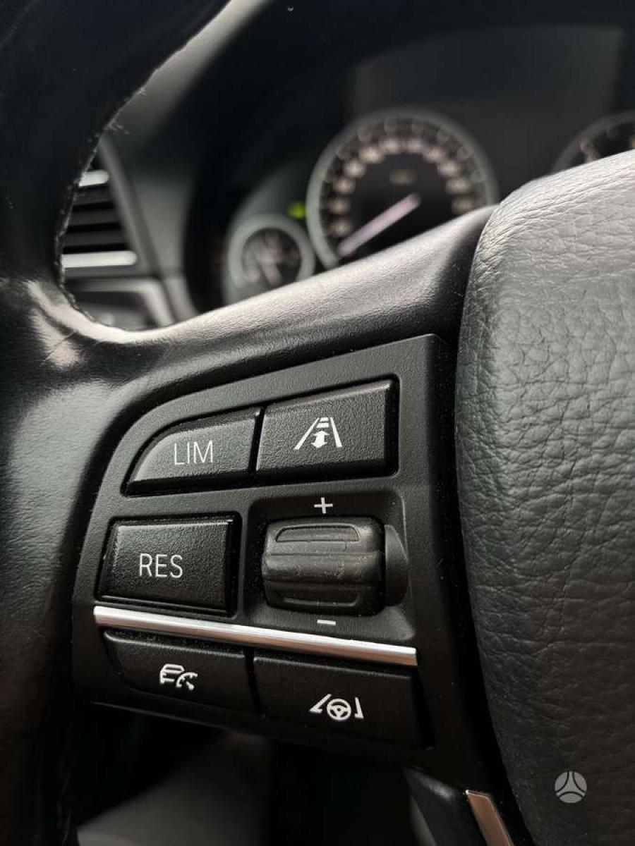 Black BMW 520 2014 in Druskininkai, with an engine capacity of 2.00 L and mileage of 271 thousand km for 9700 €, photo 17 on AUTOMOTO.COM.LV