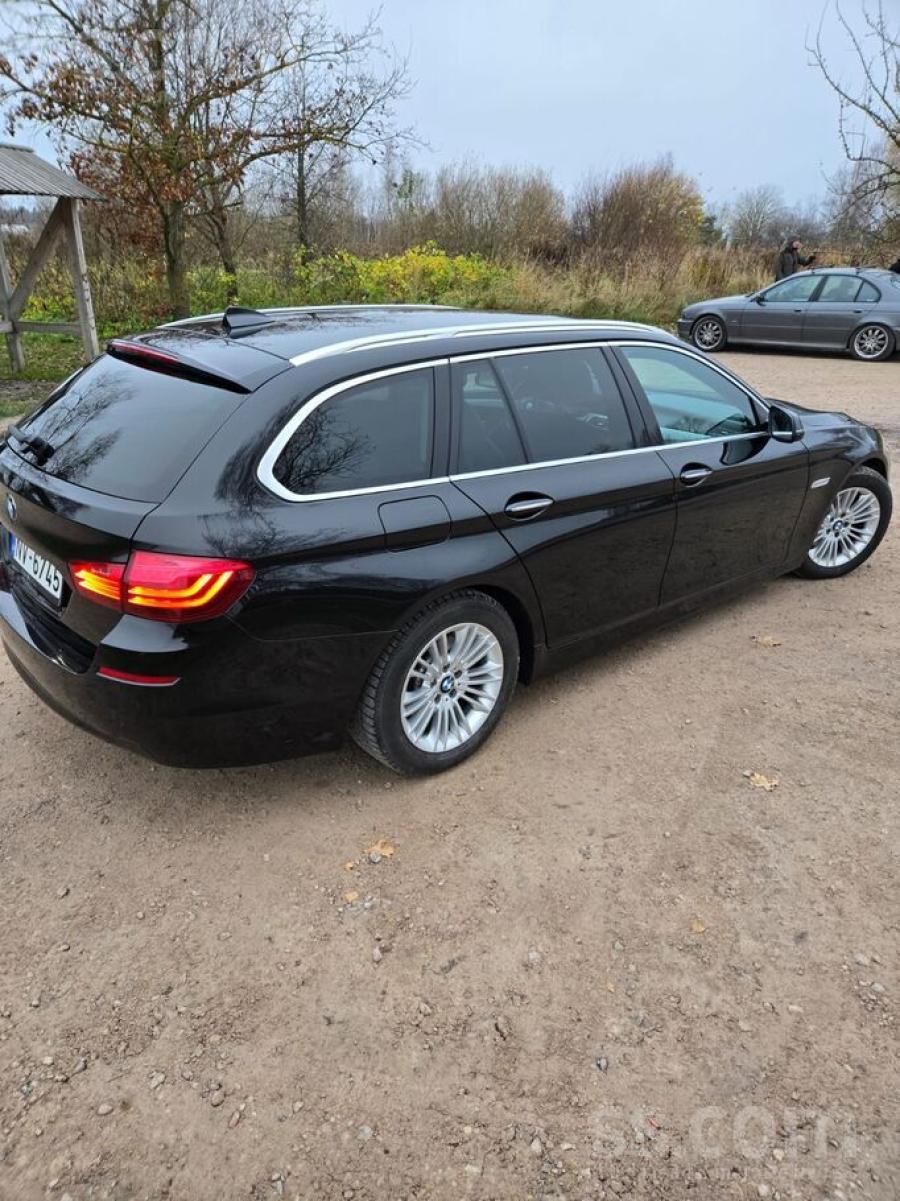 Black BMW 520 2014 in Jurmala, with an engine capacity of 2.00 L and mileage of 207 thousand km for 8100 €, photo 4 on AUTOMOTO.COM.LV